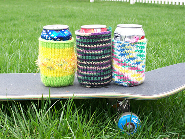 Ravelry: Cozies for everyone! pattern by Robin Smallwood