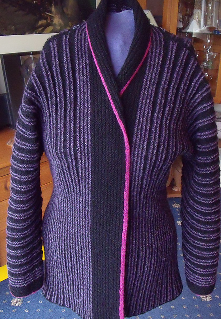 Ravelry: Donna pattern by Hanne Falkenberg