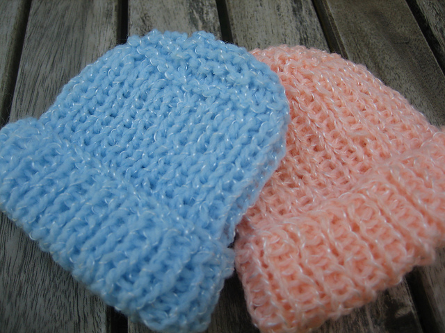 Ravelry: Baby Rib Hat pattern by MaryMGlynn