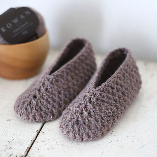 Ravelry: Matching Slippers pattern by Ronique (Reiko Fukushima)