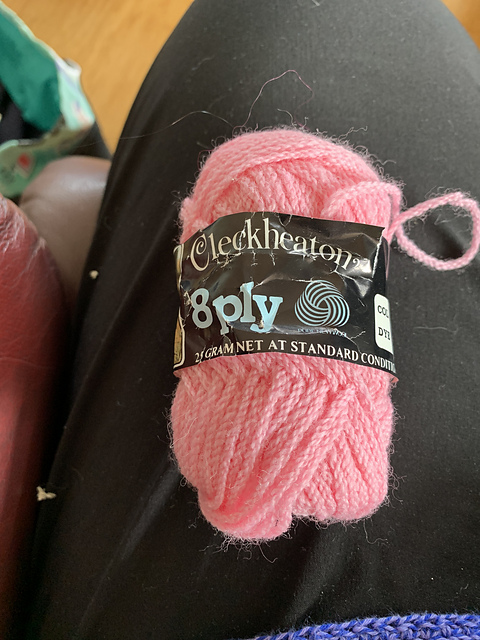 Ravelry: Cleckheaton 8 ply Pure Wool