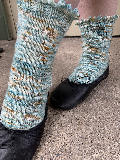 Ravelry: Daphne pattern by Kate Poe