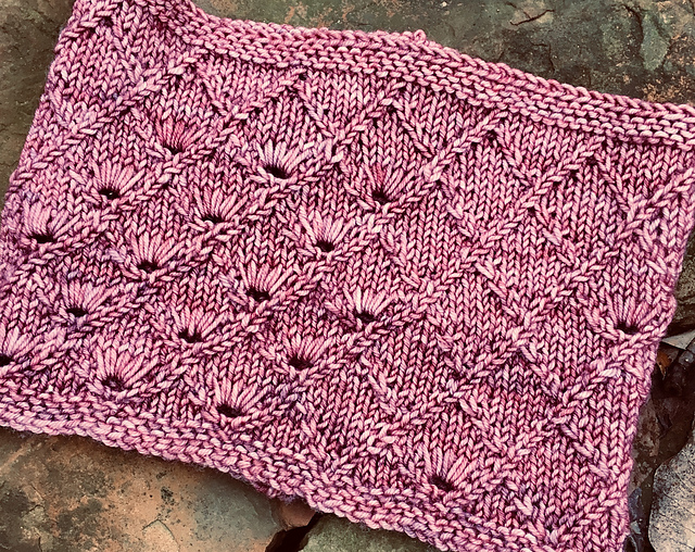 Ravelry: Coming up Daisies pattern by Rose Beck