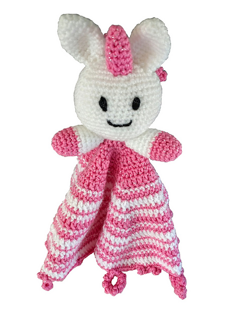 Ravelry: Sparkles the Unicorn Blanky pattern by Built By Boo