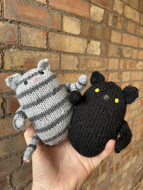 Ravelry: Knit a Little Cat pattern by Rosie Fletcher
