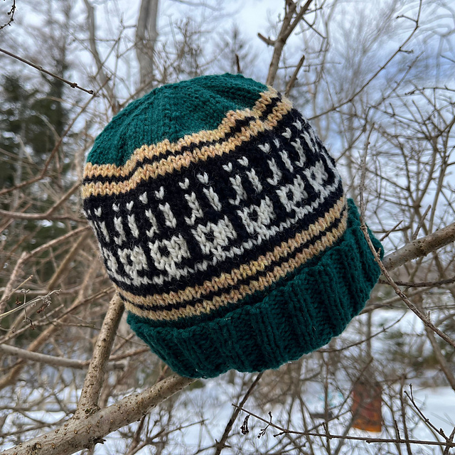 Ravelry: The Caper Hat pattern by Renata Piedmont