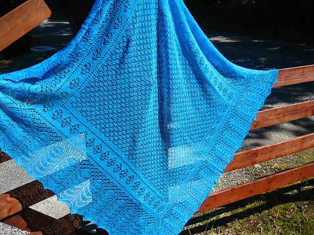 Ravelry: The Melanie Shawl pattern by Heirloom Knitting