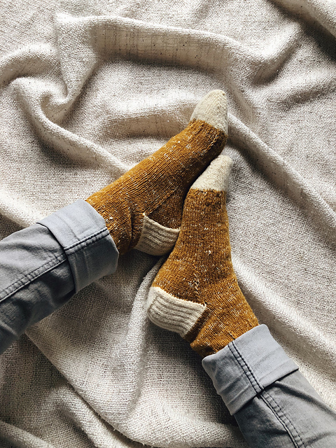 Ravelry: Vanilla Silk FW pattern by Ruth Werwai