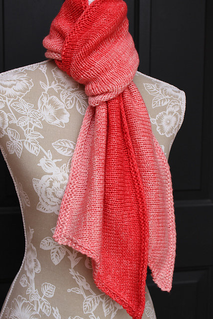 Ravelry: 55Lolli's Coral Reef Scarf