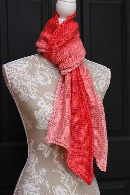Ravelry: 55Lolli's Coral Reef Scarf