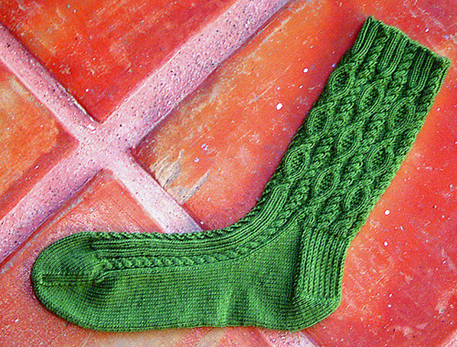 Ravelry: Cozy Cable Socks pattern by Terry Morris