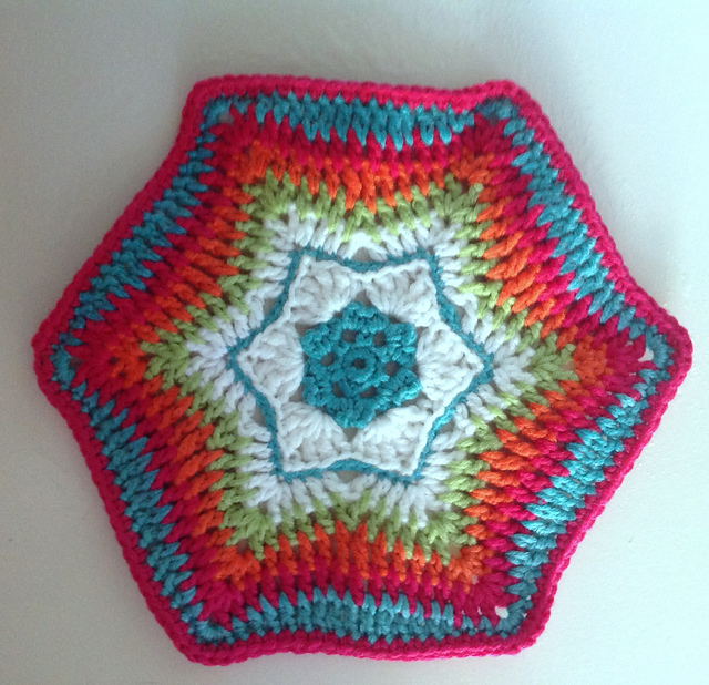 Ravelry: Drifting Star and Falling Star pattern by CherylDeeCrochet
