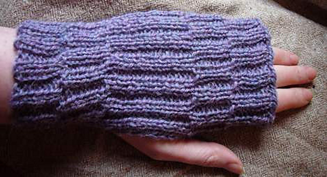 Ravelry: Rib Tickler Wristlets pattern by Sally Pointer/ Wicked Woollens
