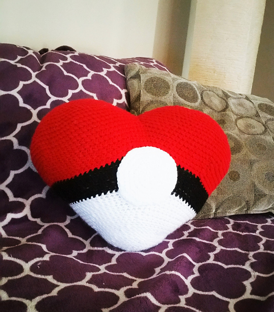 Ravelry: Poke Heart Pillow pattern by Samantha Colbert