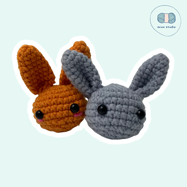 Ravelry: mini bunny keychain pattern by Miun Studio