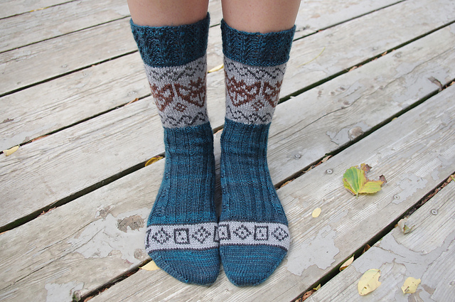 Ravelry: Matrim's Fox Socks pattern by SammiLynn