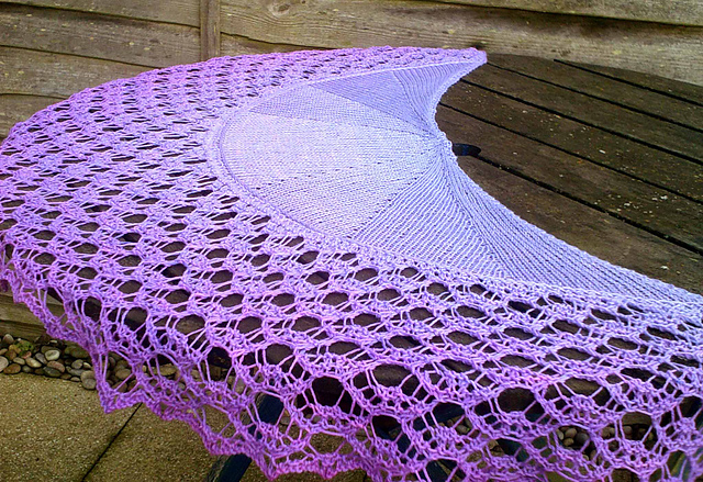 Ravelry: thefatedknitter's Sweetpea Demelza