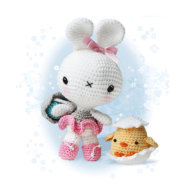 Ravelry: Amigurumi Bunny and Chick in an Egg Shell pattern by Pepika