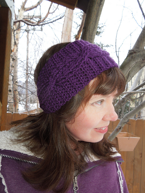 Ravelry: Cable Ear Warmer pattern by Stephanie Harman