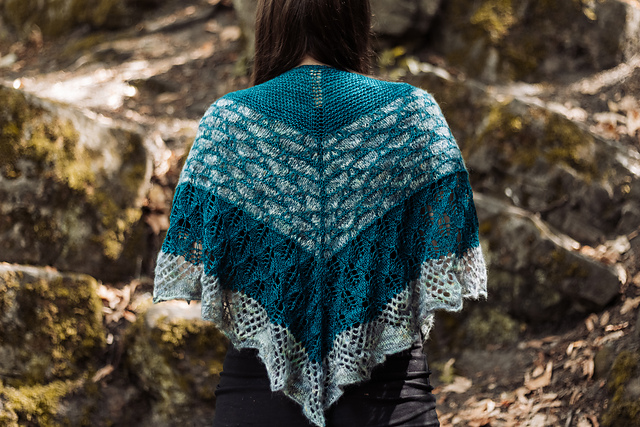 Ravelry: Talamh Shawl pattern by Sandra Conway