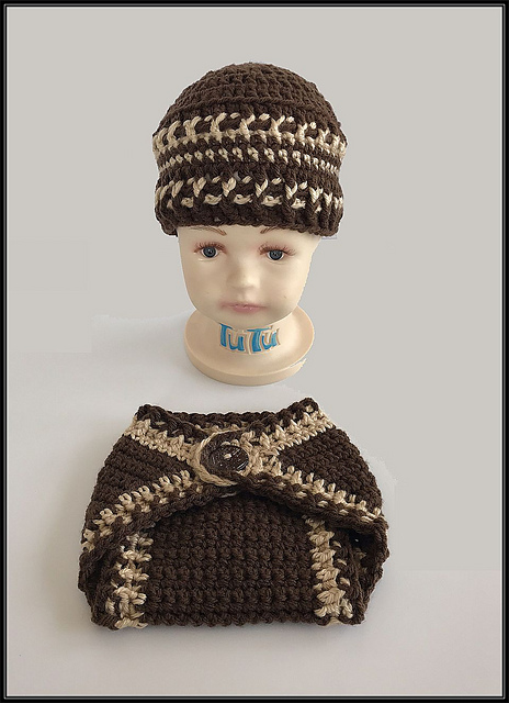 Ravelry: Beanie Diaper Cover Set pattern by Sandy Rushton