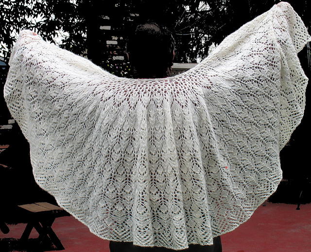Ravelry: Kathy's Clover Chain Shawl pattern by Alison Jeppson Hyde