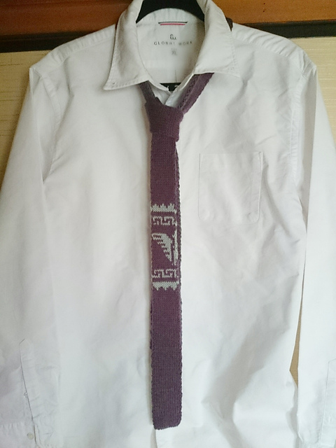 Ravelry: S. Reversible knit tie pattern by michiyo