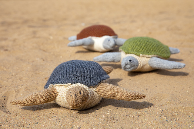 Ravelry: Flatback Sea Turtle pattern by Sara Elizabeth Kellner