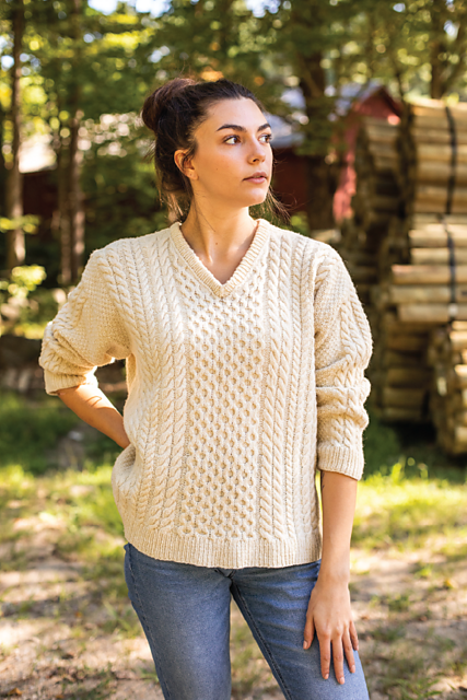 Ravelry: Ainsworth pattern by Sarah Solomon – Into the Wool