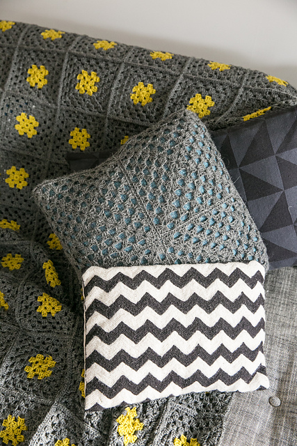 Ravelry: granny square cushion pattern by Sarah Hatton