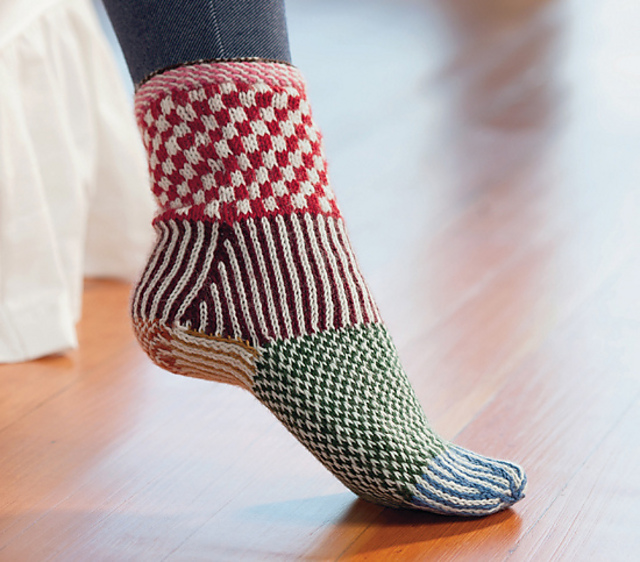 Ravelry: Basic Sock pattern by Laura Farson