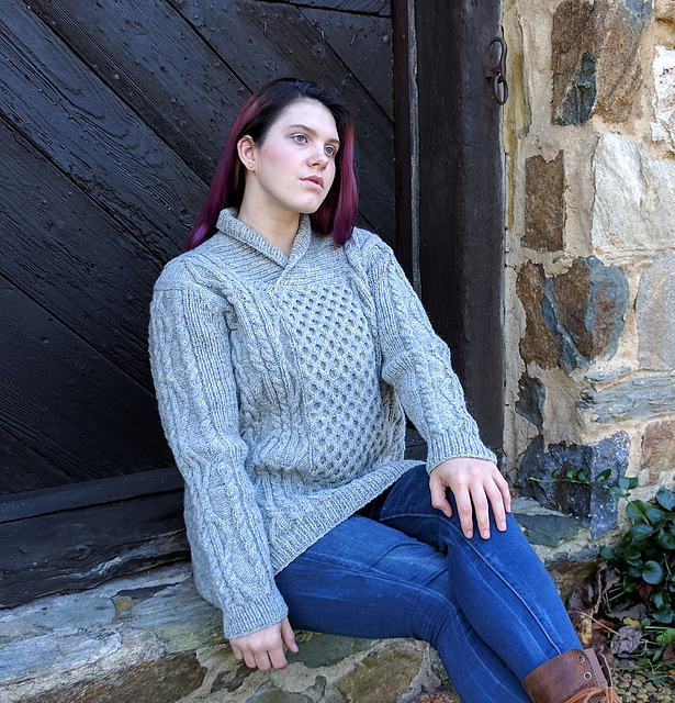 Ravelry: Quinn pattern by Sara Louise Greer