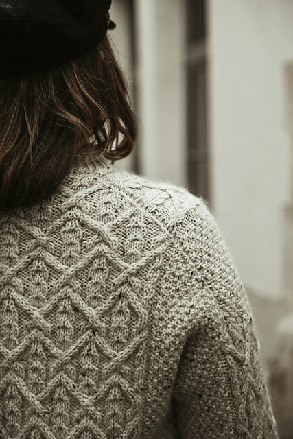 Ravelry: Aoide pattern by Sari Nordlund