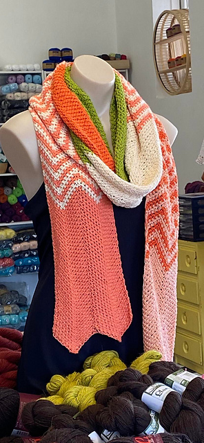 Ravelry: Olivia Chevron Scarf pattern by Sasha Torilo
