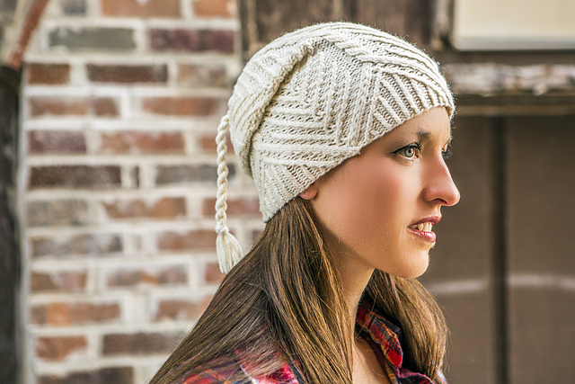 Ravelry: Cyndi Beanie pattern by Cassandra Harada