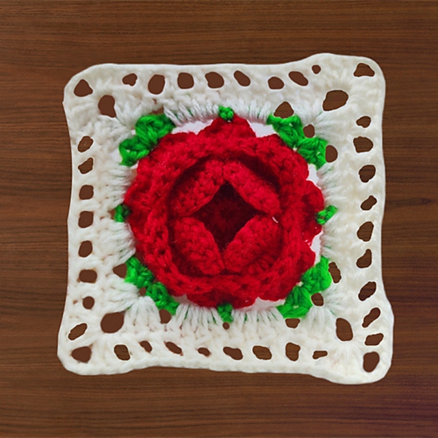 Ravelry: Square motif with flower pattern by Noha