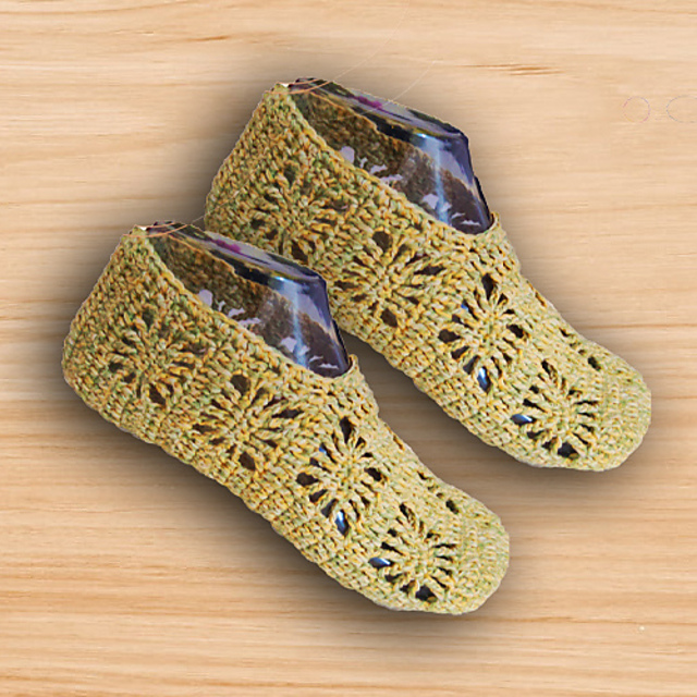 Ravelry: crochet women shoes pattern by Noha