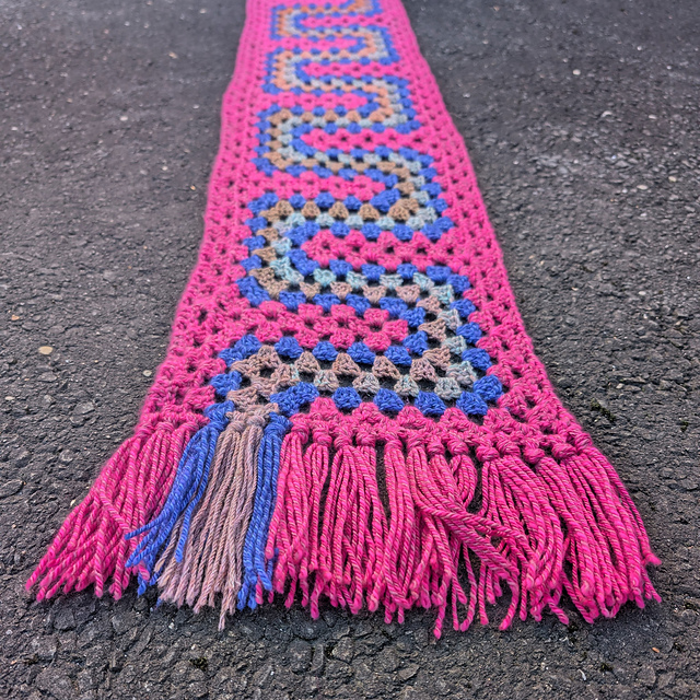 Ravelry: Stacktangle Scarf pattern by Xandy Peters