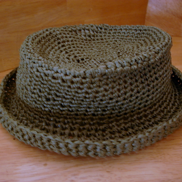 Ravelry: P8 panama hat pattern by Puppy (Daidoh International, Ltd.)