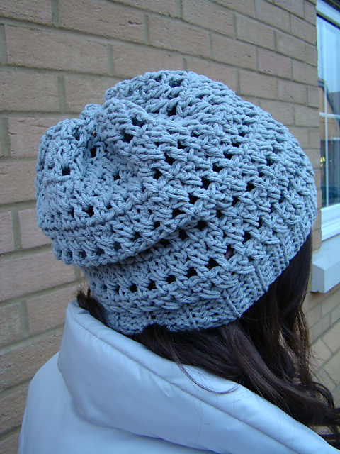 Ravelry: Mesh Slouch pattern by Salena Baca