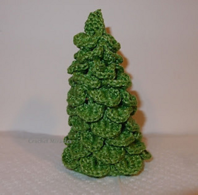 Ravelry: Christmas Tree pattern by TheMagicOfCrafting