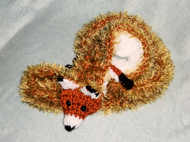 Ravelry: Fox Fur Stole pattern by Scarlett Royale