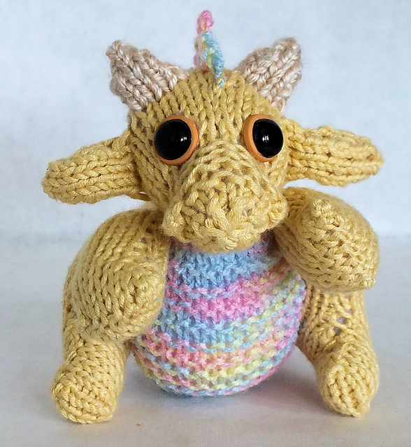 Ravelry: Dragon pattern by Scarlett Royale