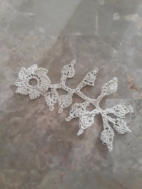 Ravelry: Flower and Leaf Spray pattern by Workbasket Magazine