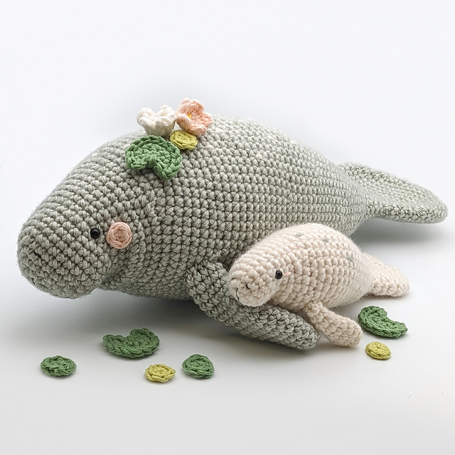 Ravelry: Tater & Toffel the Manatees pattern by Svenja Rösner