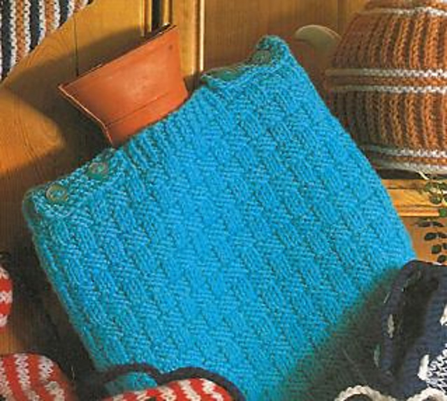 Ravelry: Hot Water Bottle Cover pattern by Marriner Yarns