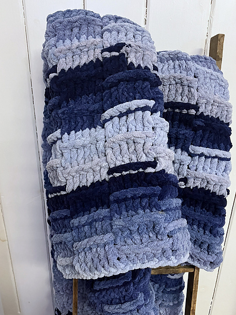 Ravelry: Blue Lines Throw pattern by Heather Hamlin