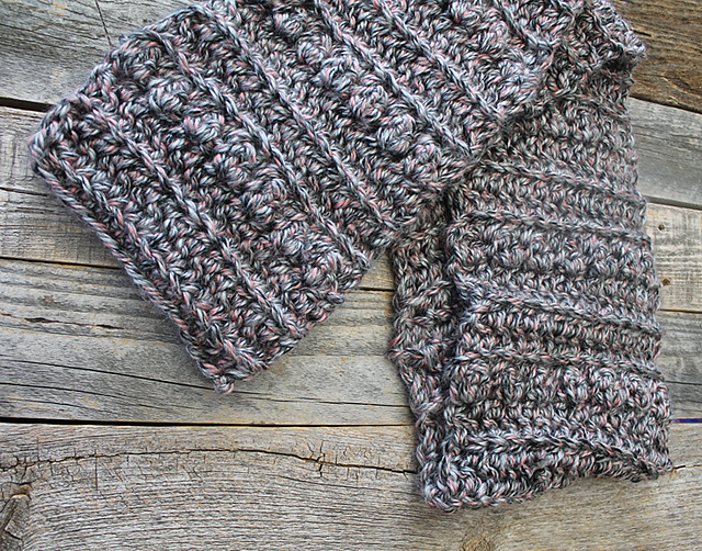Ravelry: Pink Puff Scarf pattern by Heather Hamlin