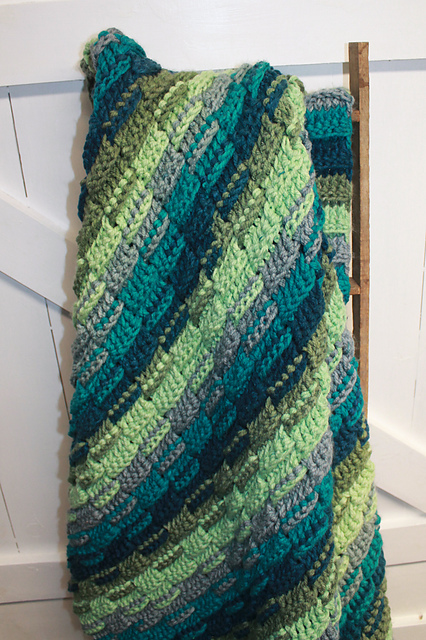 Ravelry: Woven Lines Chunky Blanket pattern by Heather Hamlin