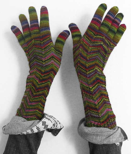 Ravelry: FINLAY pattern by Alexandra Brinck